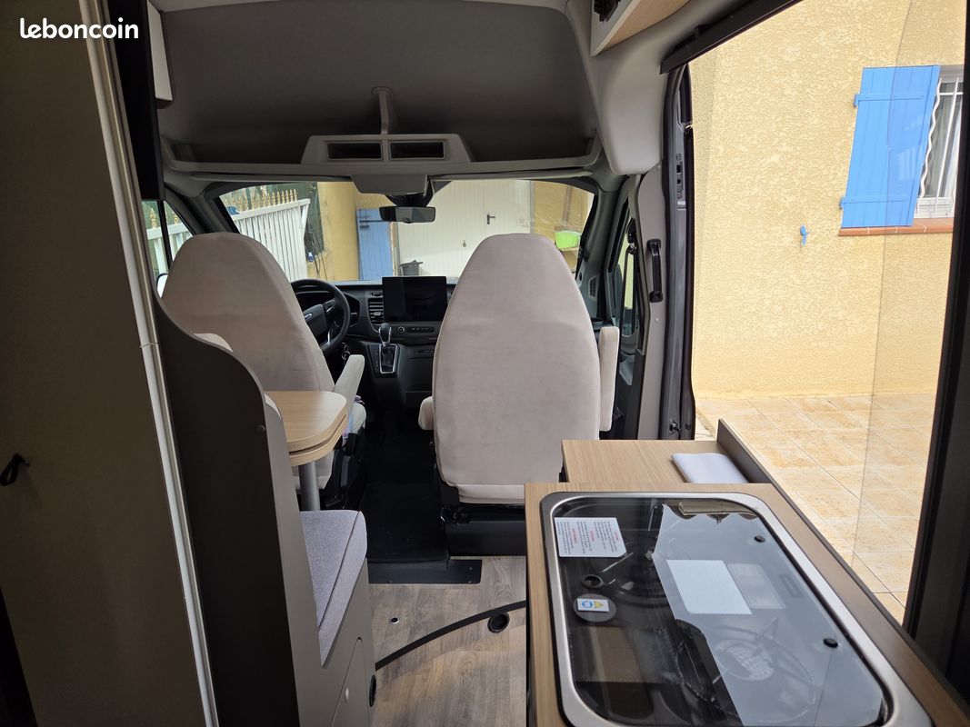 Fourgon LMC 590 INNOVAN- Ford transit 2,0l 170ch-Première main-4 places ...