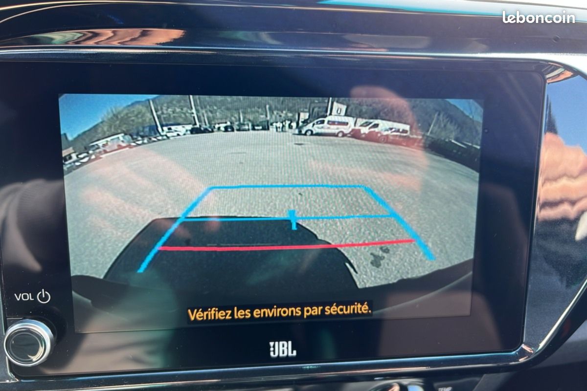 Toyota Hilux 2.8 204 BVA INVINCIBLE 4PL 0TAXE - Voitures