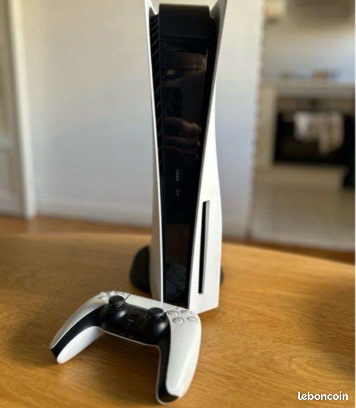PlayStation 5 ps5 digital standard avec cd slim - Consoles
