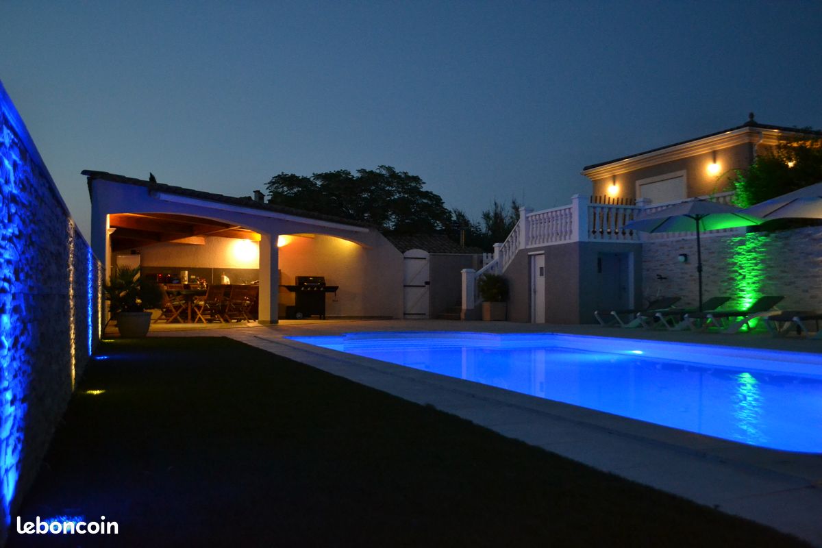 Exceptionnelles villa avec piscine 08 pers - Locations saisonnières