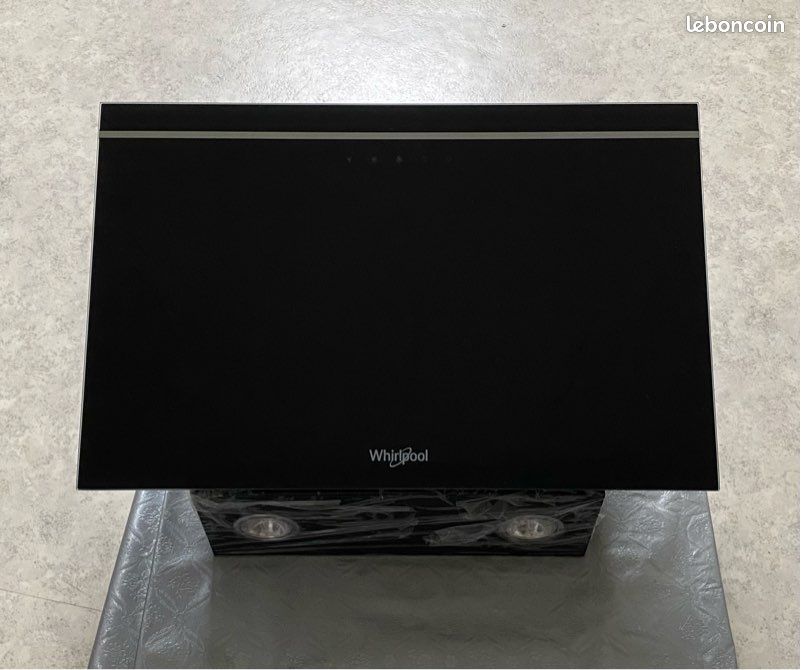 HOTTE marque whirlpool - Électroménager