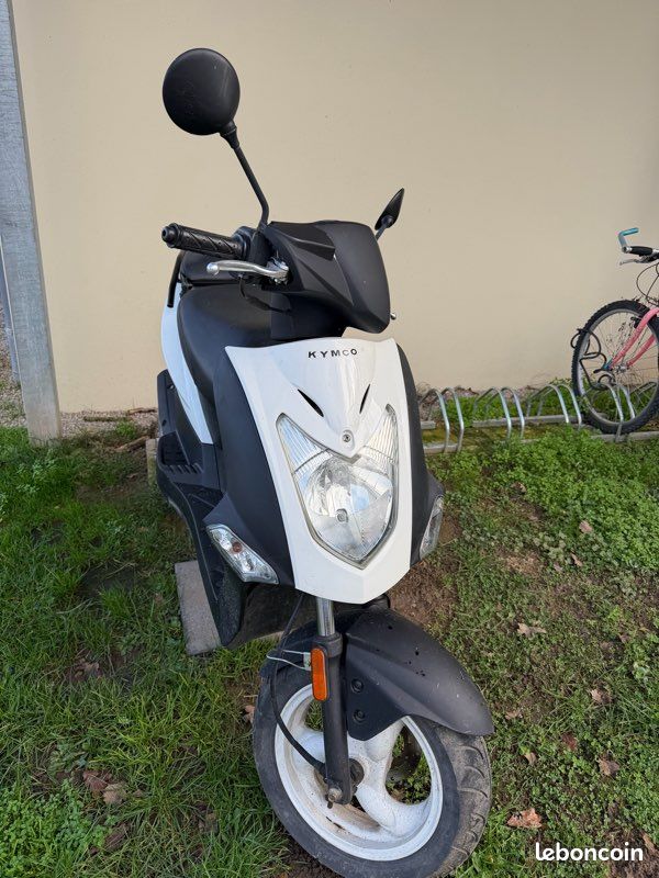 KYMCO agility 50 4T - Motos