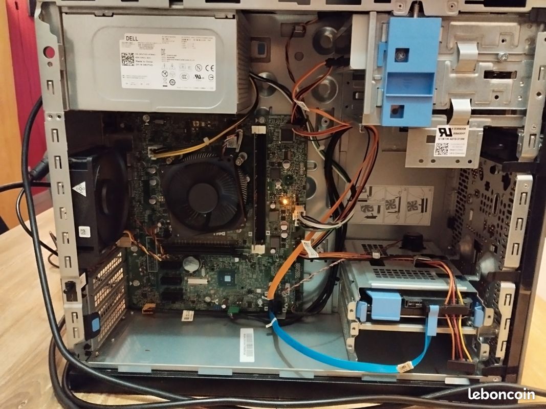 Ordinateur de bureau complet Dell avec tout les accessoires - Ordinateurs