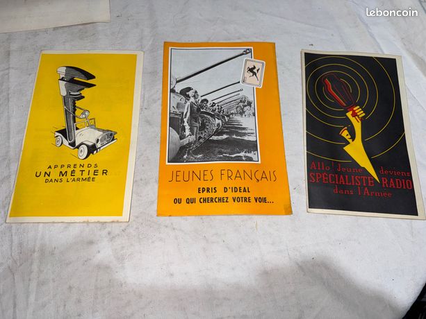 Radio militaire d'occasion - Collection - leboncoin