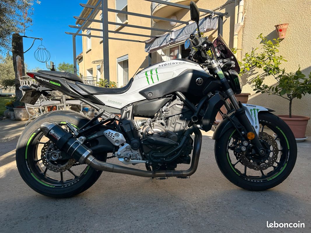 Yamaha MT07 A2 ABS - Motos