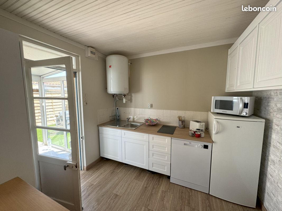 Jard sur mer Location 2 pers avec veranda et jardin - Locations ...