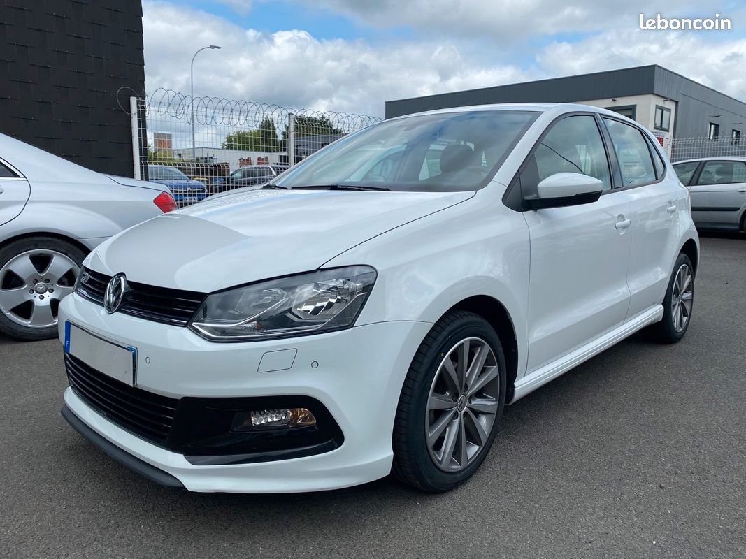 Volkswagen polo 1.4 tdi 90ch R Line bva 64000 kms - Voitures
