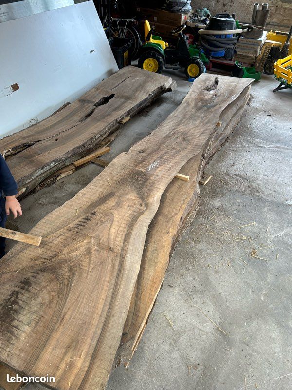 Planche en noyer étagère,table ,epoxy,marche escalier - Bricolage