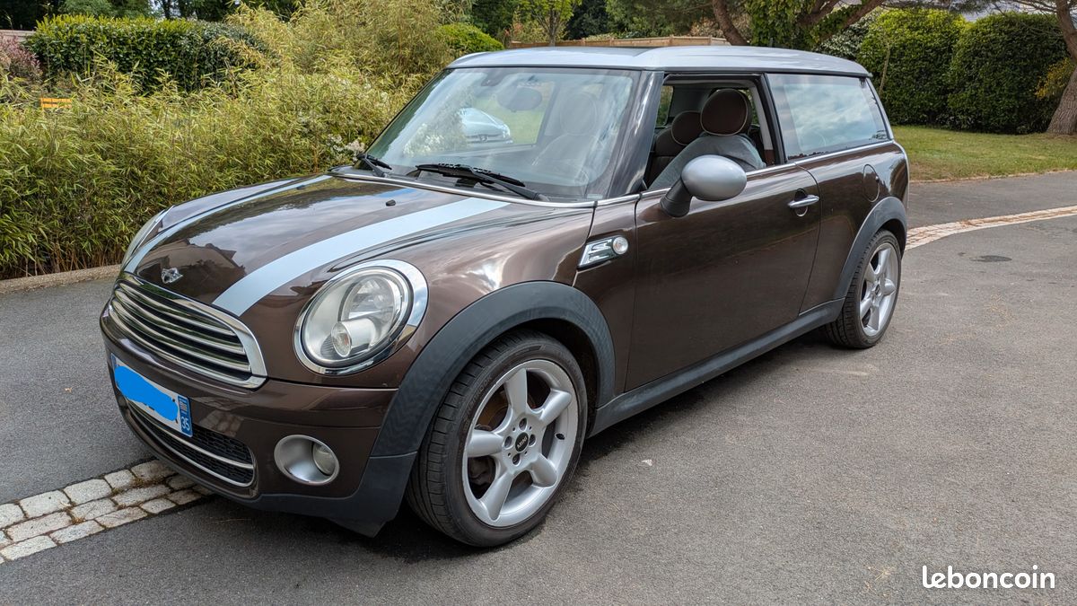 Très beau MINI CLUBMAN R55 (break) COOPER D - Voitures