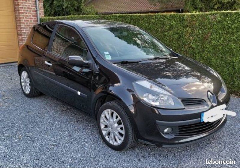 Renault Clio 3 pour pièces détachées - Équipement auto