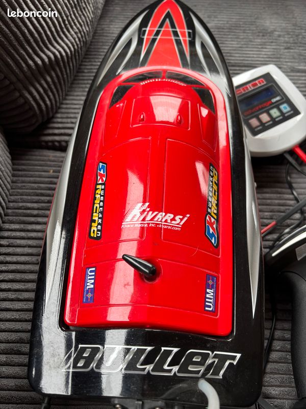 Bateau rc Bullet v3 - Modélisme