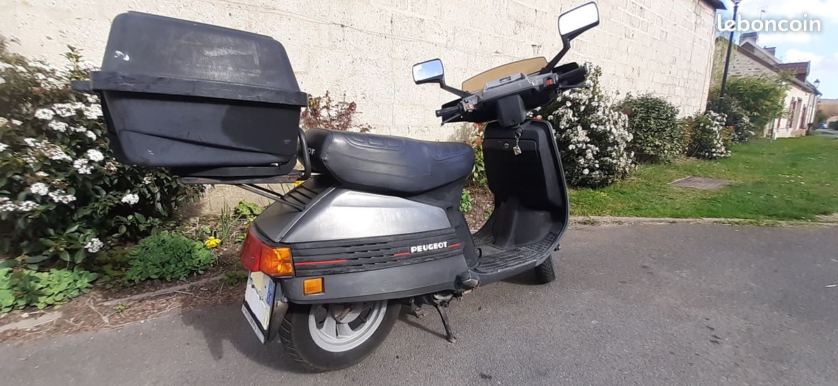 Scooter Peugeot 80cc 1991 - Motos