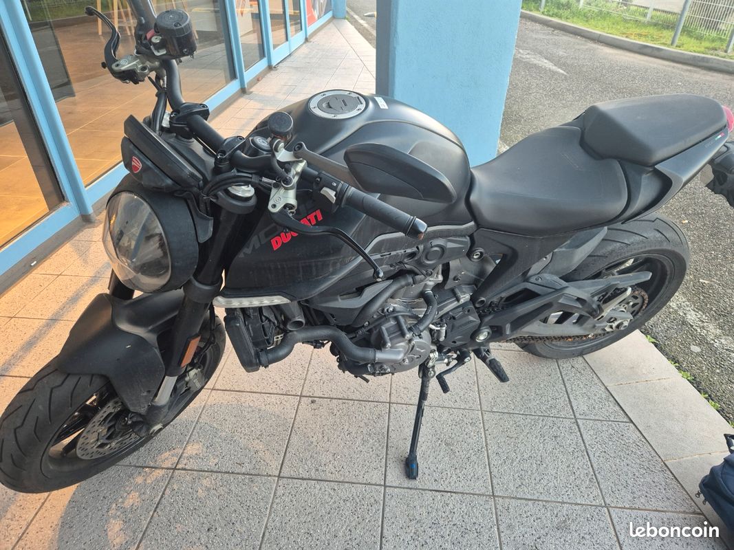 Ducati monster+ 937 Brider A2 - Motos