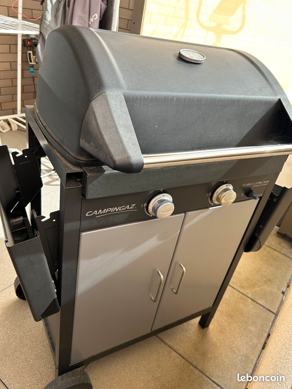 Barbecue à céder - Barbecue Vendu donc n’est plus dispo - Électroménager