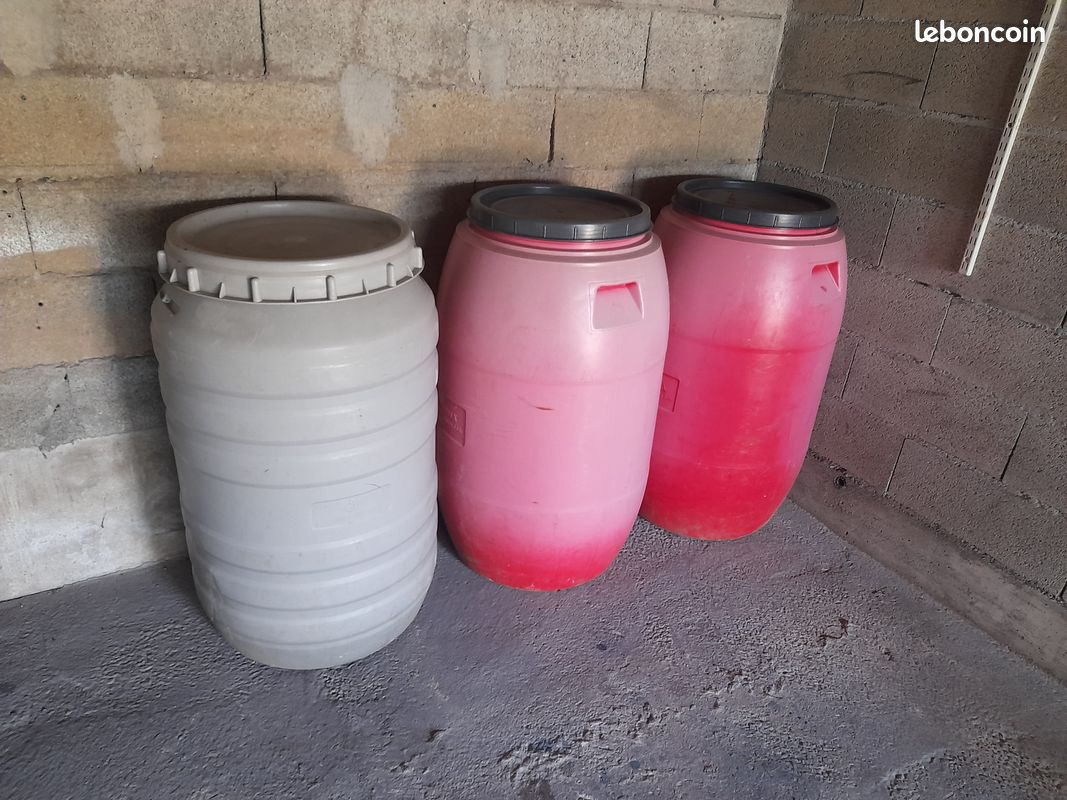 Bidons eaux pour jardin - Jardin & Plantes