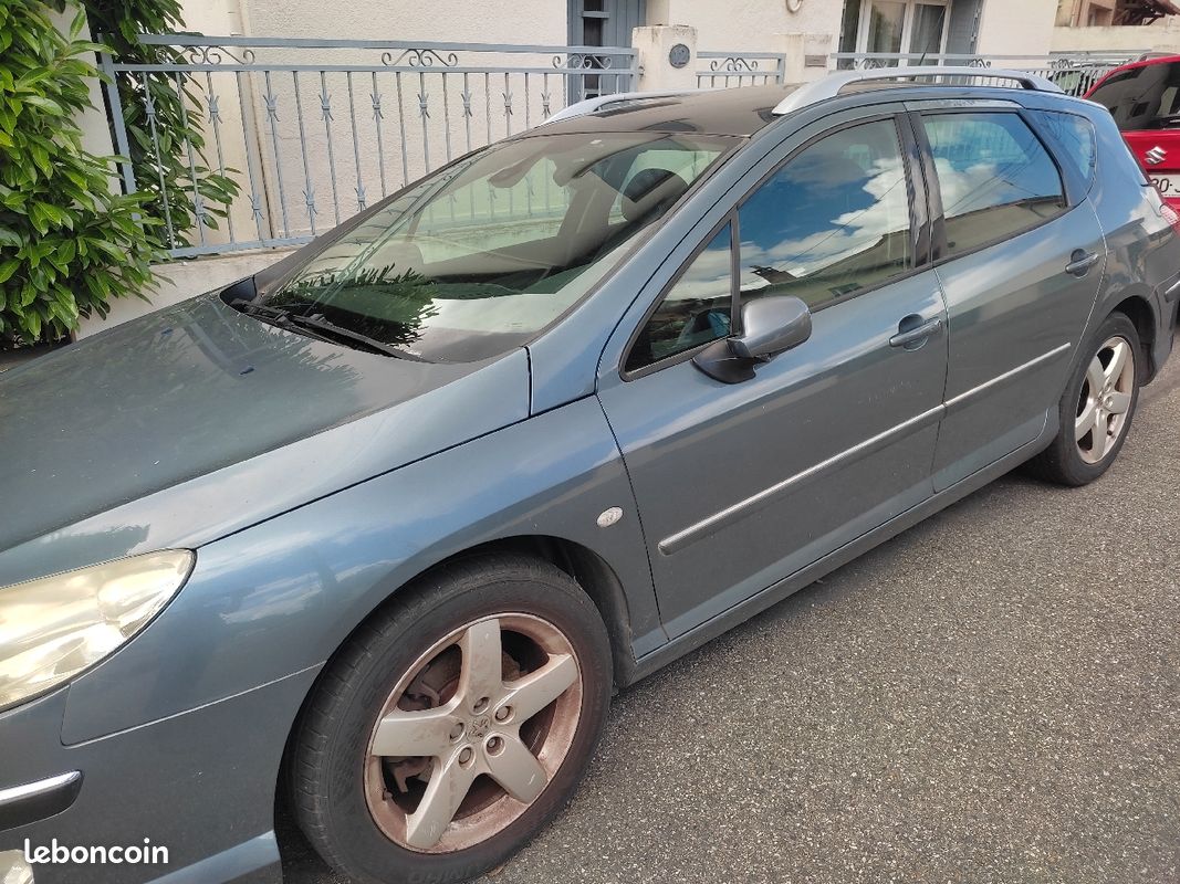 407 sw HDi 1,6L. Sans contrôle technique - Voitures