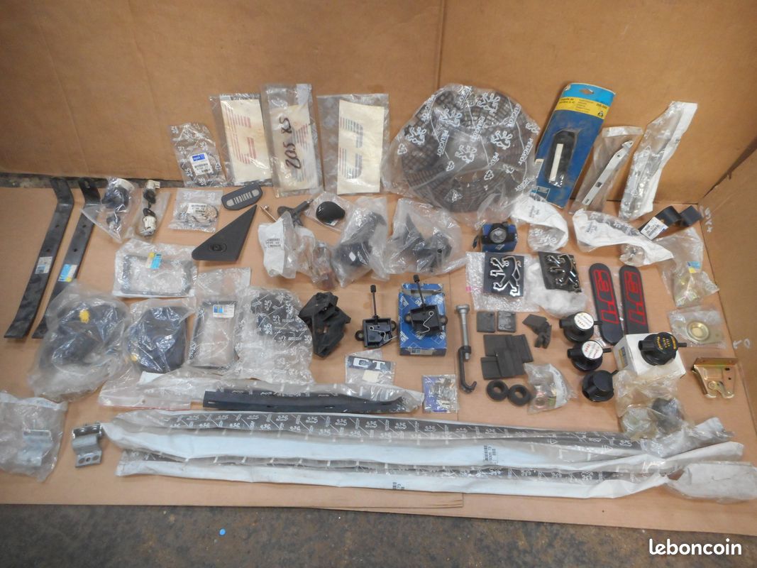 Pièces neuves d'origine pour 205 gti - Équipement auto