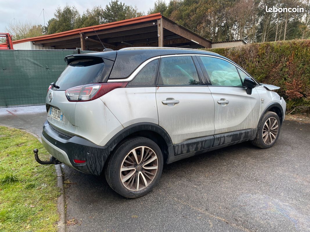 OPEL CROSSLAND X accidenté - Voitures