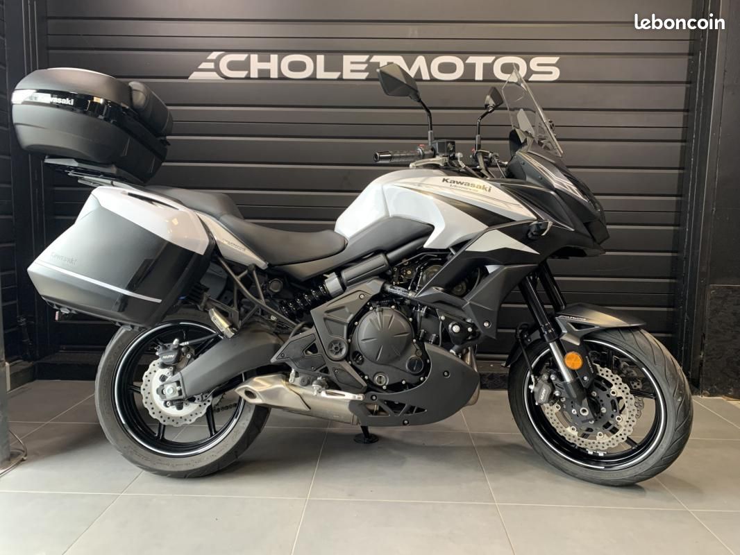 Kawasaki VERSYS 650 - Motos