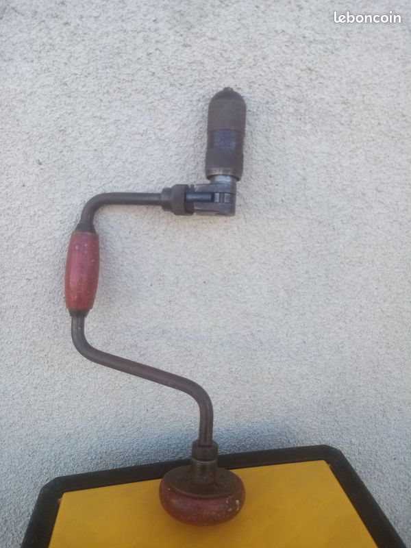 Vilebrequin chignole à cliquet réversible 4 mors - Bricolage