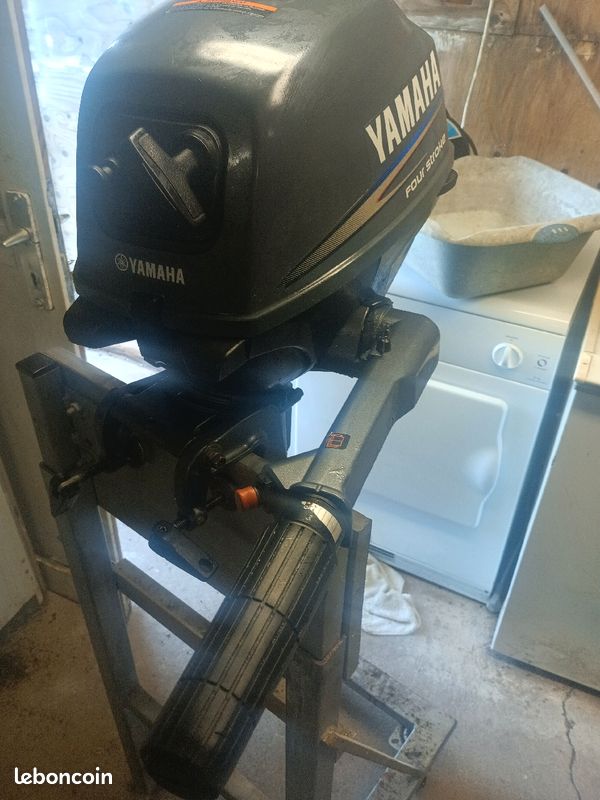 Moteur annexe - Équipement nautisme