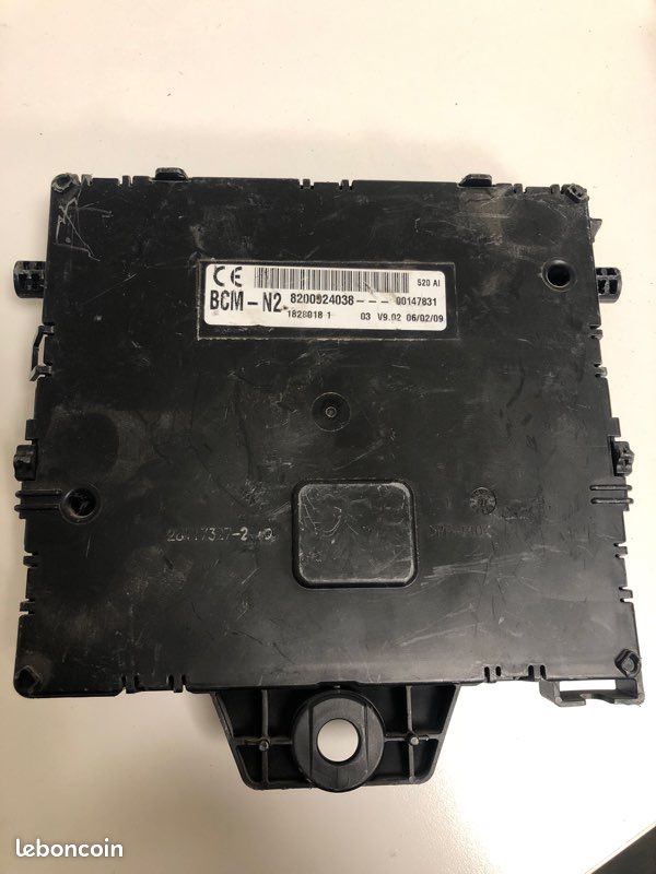 Bsi / bcm / uch renault clonage programmation - Services de réparations électroniques