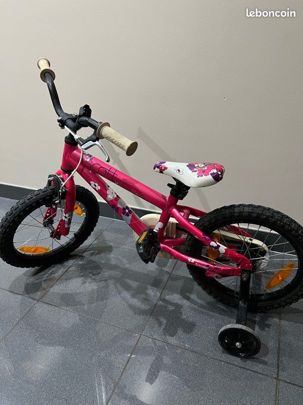 Vélo fille Scott 16 pouces - Vélos