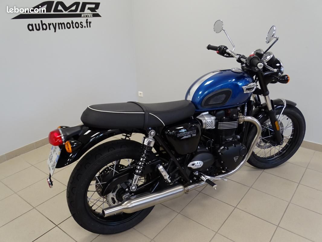 Triumph BONNEVILLE T100 CHROME EDITION 900 cm3 - Motos