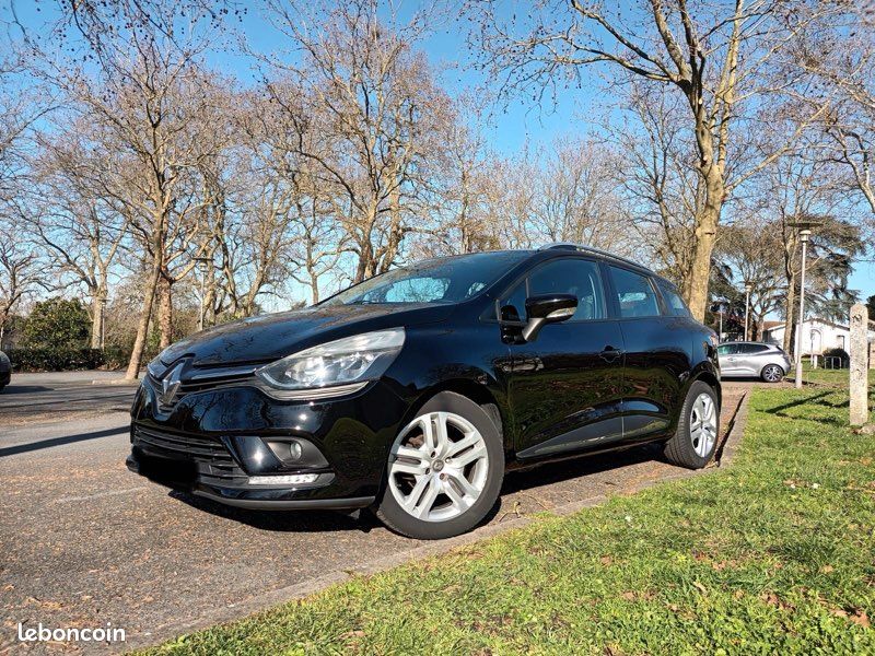 Clio 4 break estate - Voitures