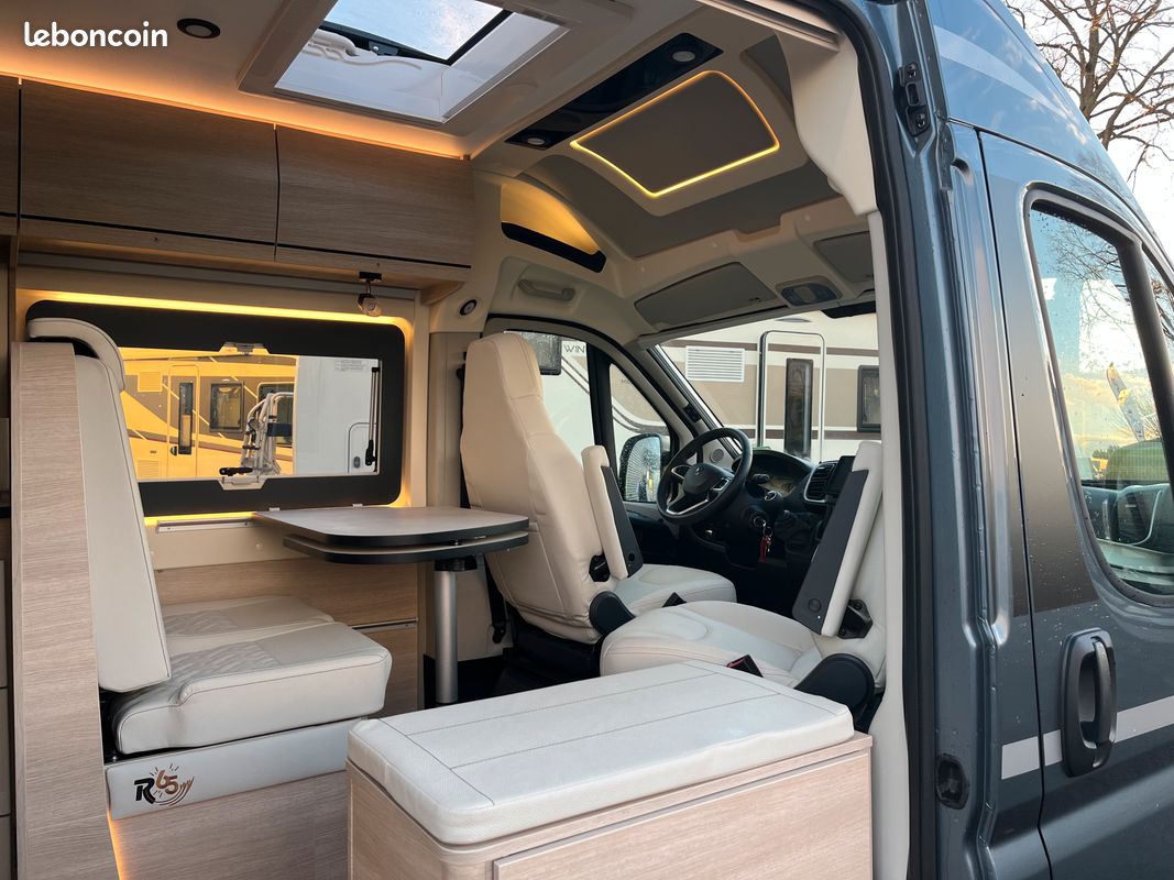 Rapido v62 - Caravaning