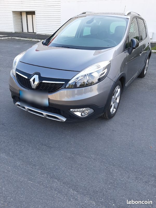 Renault Scenic 3 XMOD Diesel 1.6 dCi 130ch 7cv energy eco2 BVM Bose édition 2015 - Voitures