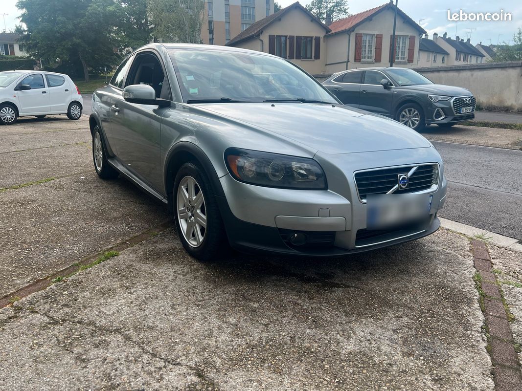 Volvo c30 ct ok - Voitures