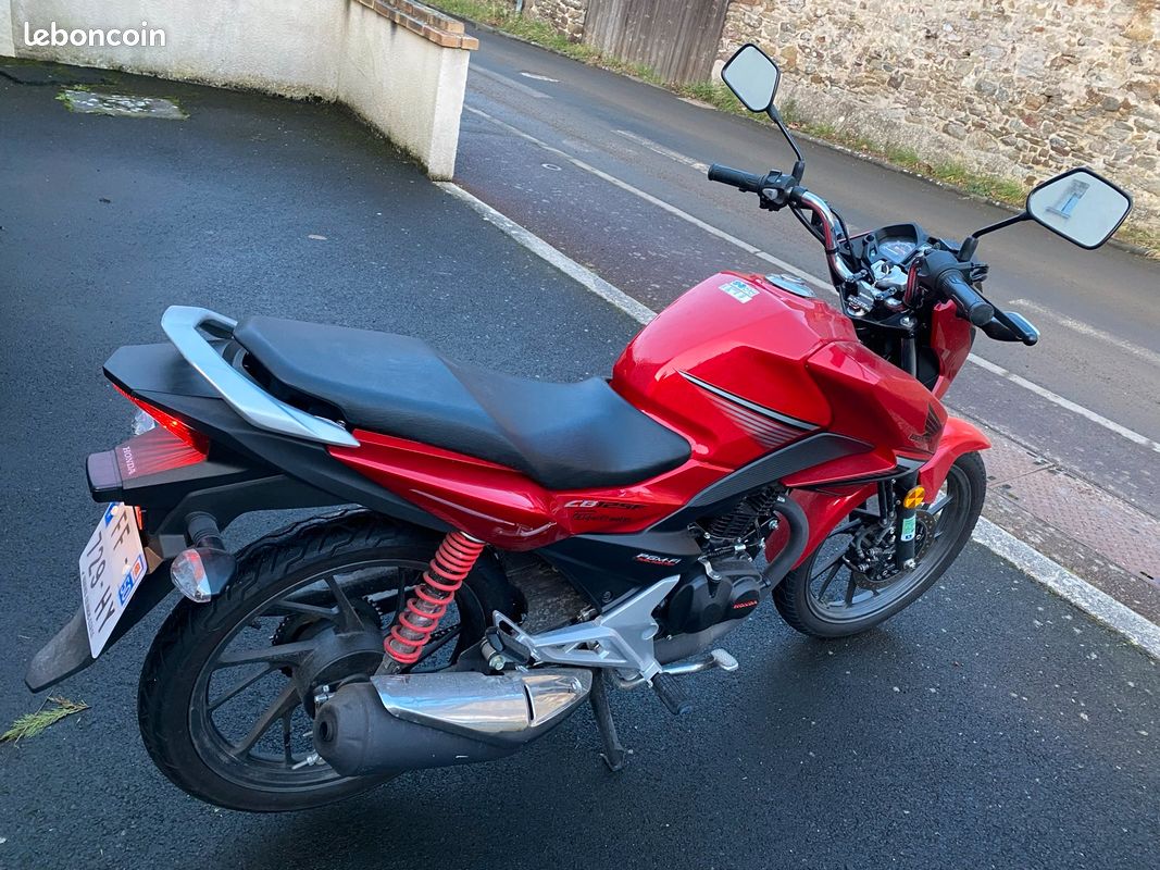 CBF. 125. Honda - Motos