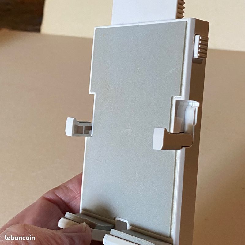 DJI Systéme Fixation écran vidéo, ipad, téléphone sur radio DJI - Modélisme