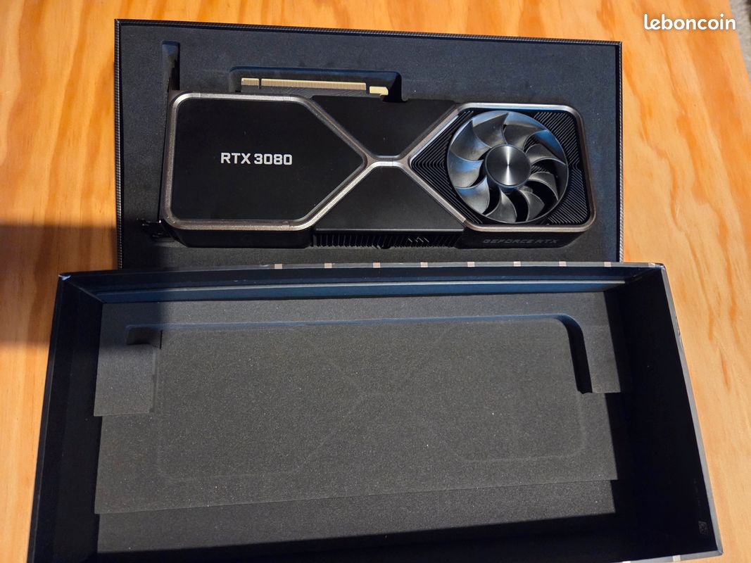 Nvidia RTX 3080 FE 10Go - Accessoires informatique