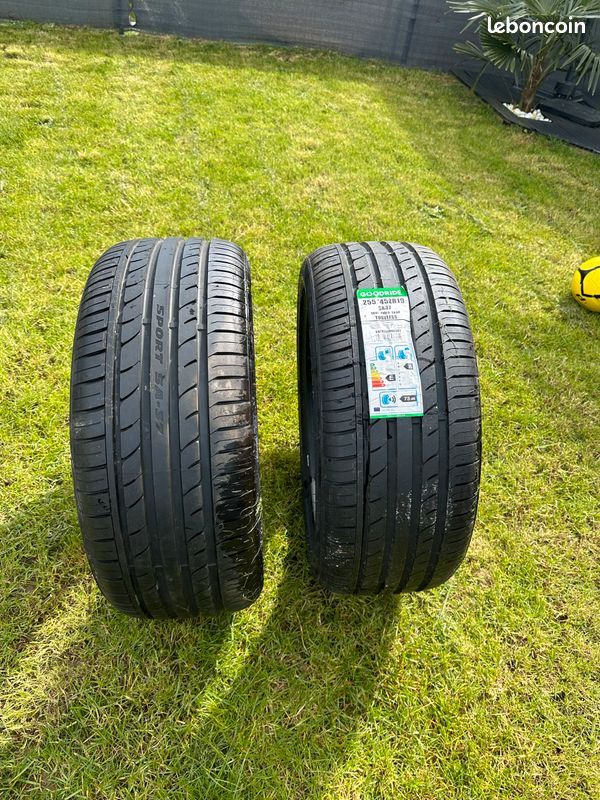 Pneu Goodride 255/45/19 - Équipement auto