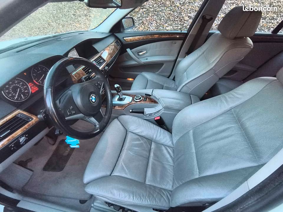 BMW 550i – V8 – Berline Sport – 2009 - Voitures