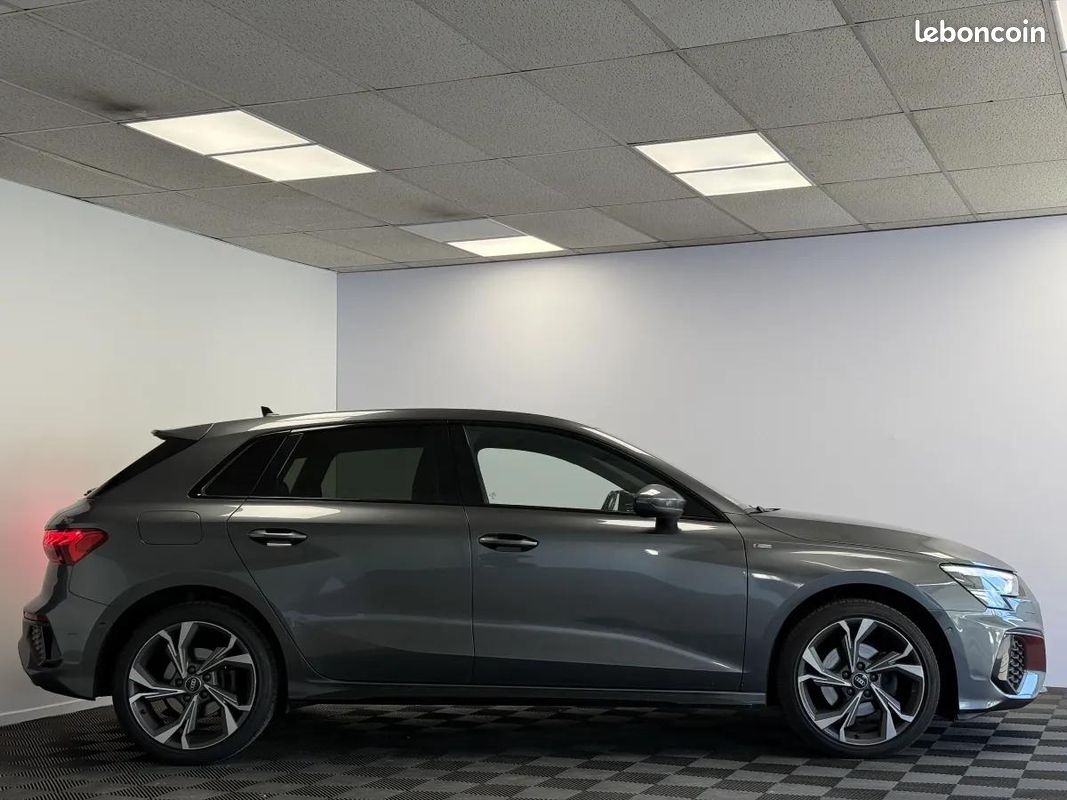 Audi A3 SPORTBACK S-LINE (FRANÇAISE) 2.0 35 TDI 150CH S-TRONIC - Voitures