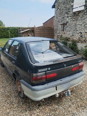 Renault r19 d'occasion - Voitures - leboncoin