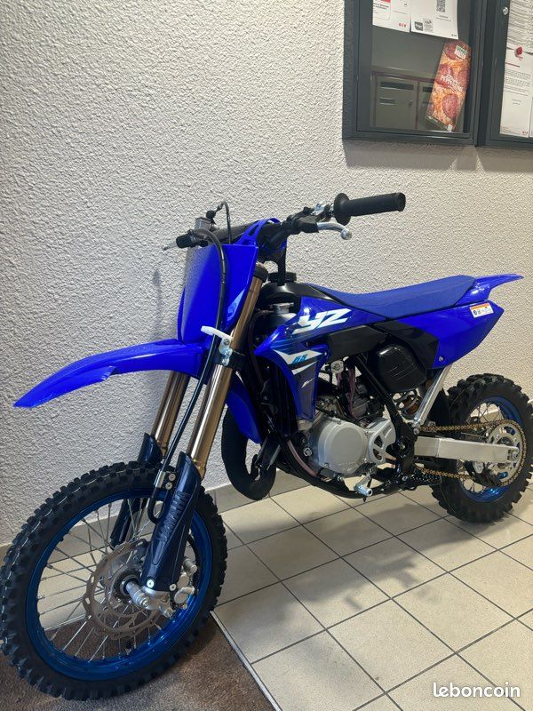 65yz 2025 - Motos
