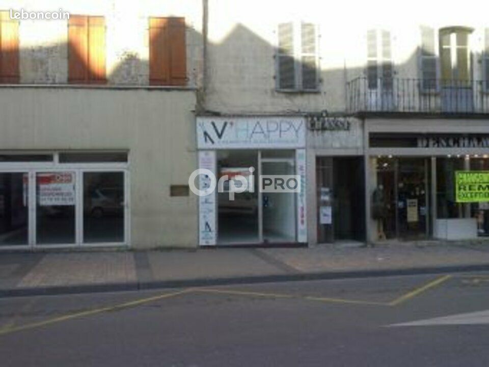 Local commercial 30 m² - Bureaux & Commerces