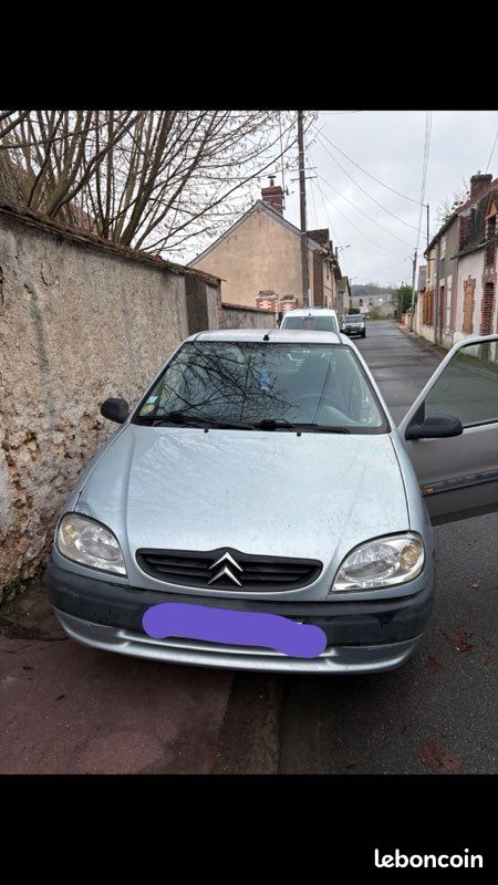 Saxo Bic 2002 - Voitures