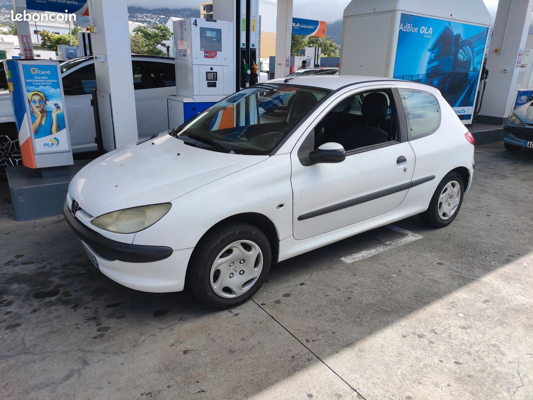 Peugeot 206 - Voitures