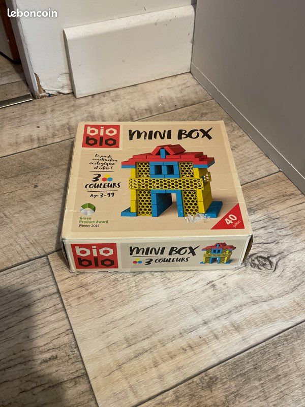 Mini box - Locations