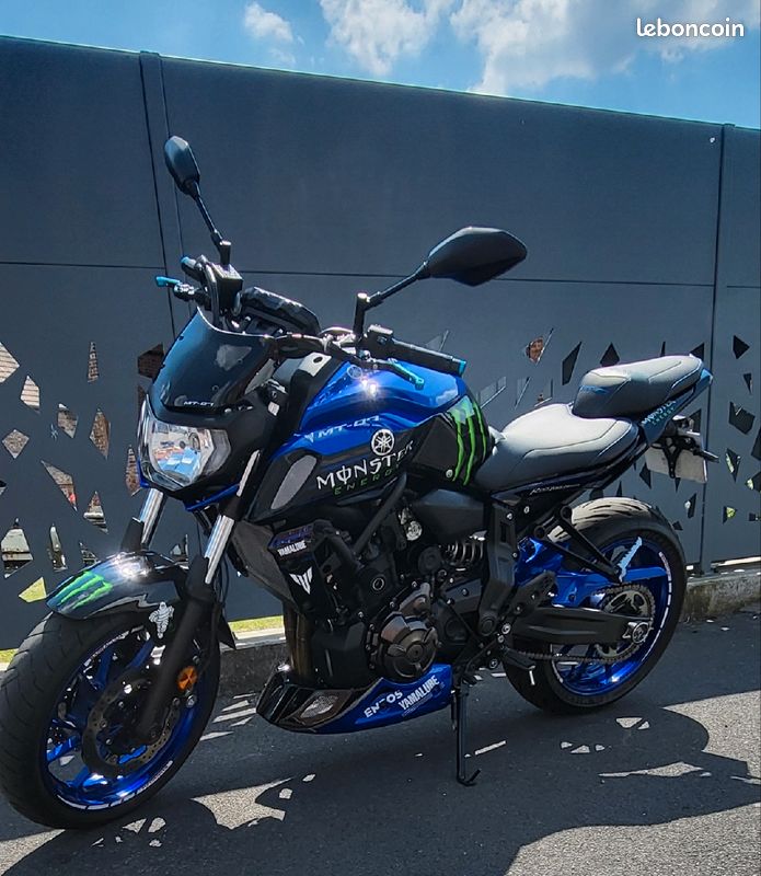 Yamaha MT07 ABS A2 - Motos