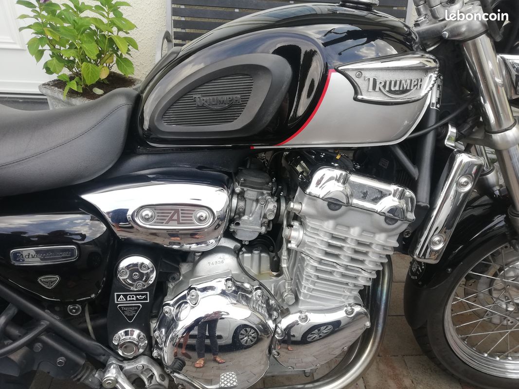 Triumph adventurer 900 année 1999 - Motos