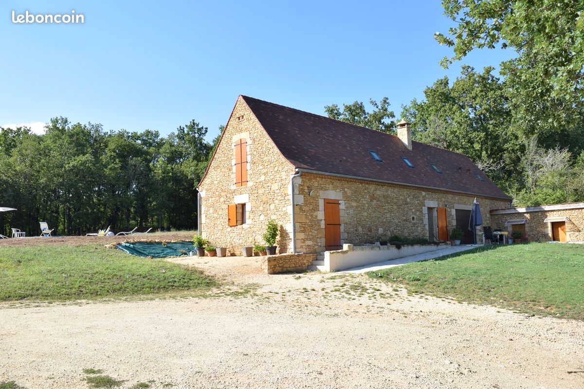 Maison rénovée en pleine nature - Locations saisonnières
