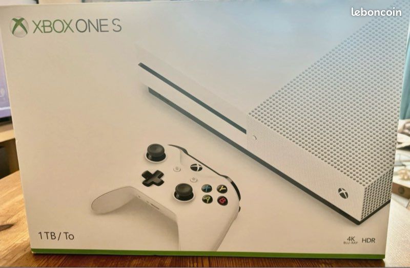 Xbox / Xbox One S / manette XBox - Consoles