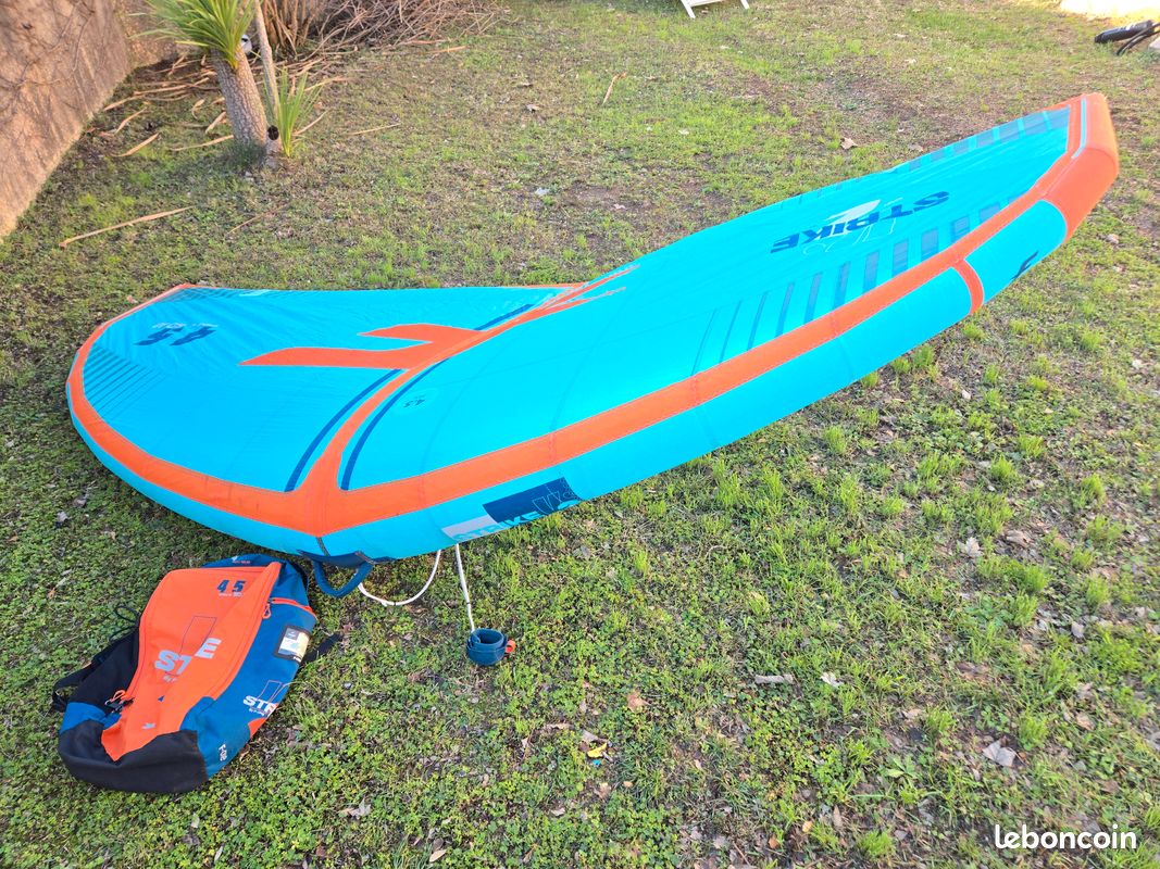 Aile de wing F ONE Strike 4,5 m v 2 TBE - Sport & Plein air