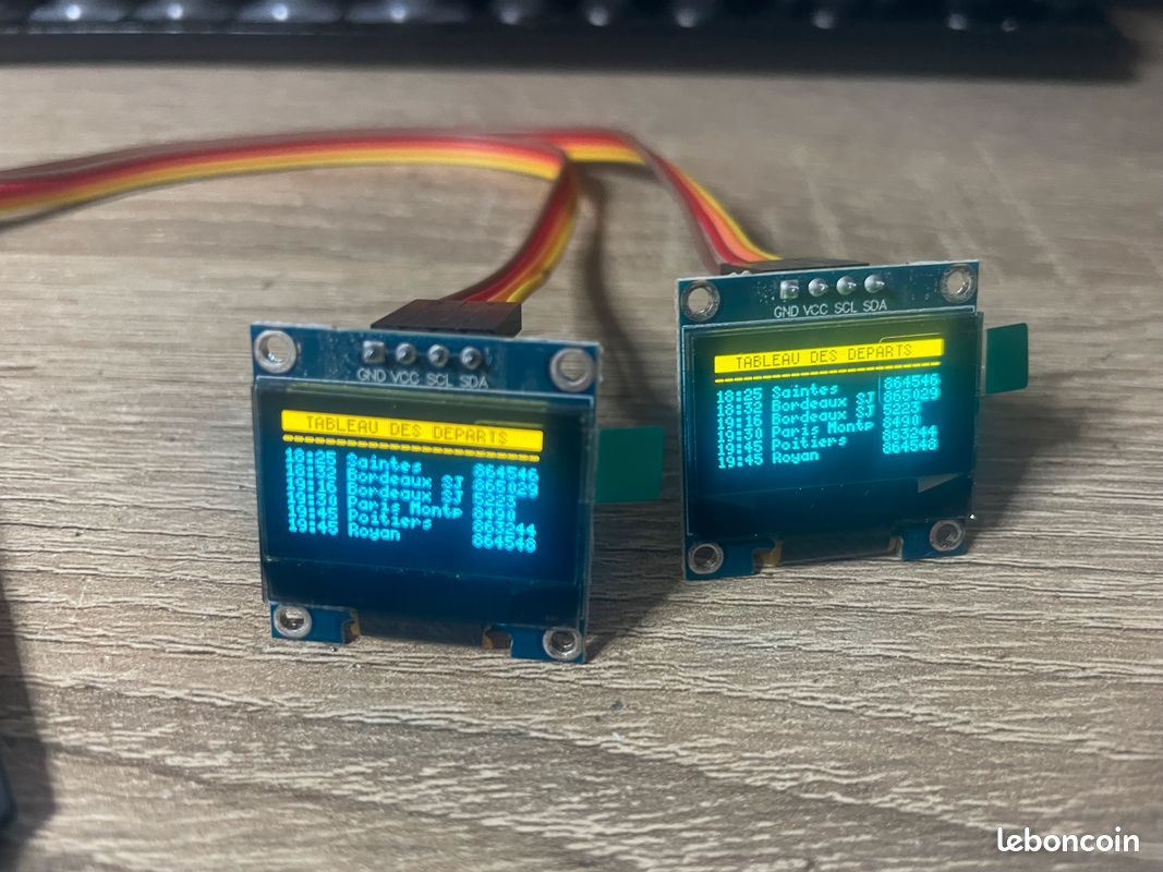 2 ECRANS Panneaux Affichage Gare Modélisme Décor Train HO - Modélisme